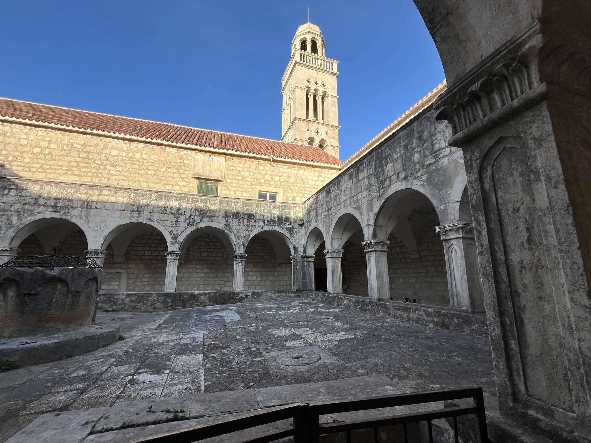 HVAR SPROVOD FRA JOAKIMA JAKIJA GREGOV, 12 XI. 2024. – ŽUPA SVETOG KRIŽA